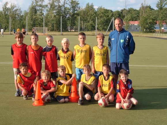 FK NEVĖŽIS - Kėdainių futbolo klubas - FK "Nevėžis" kviečia vaikus į ...